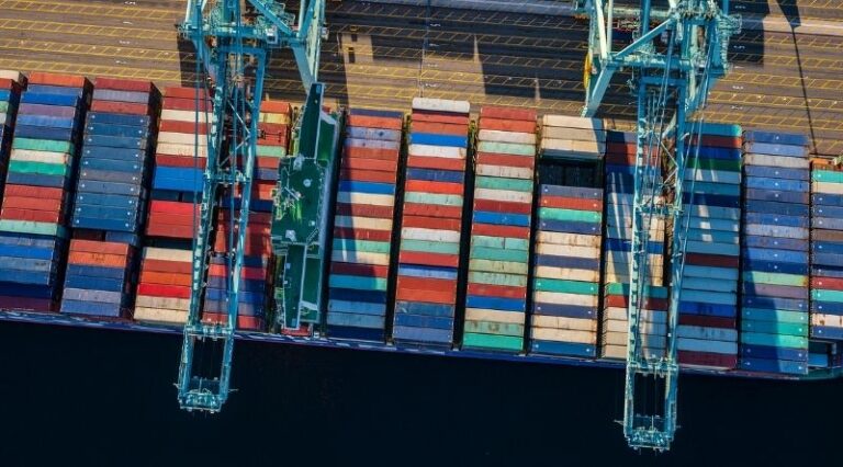 Ports - Ports et corridors maritimes