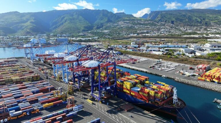 Ports - Ports et corridors maritimes